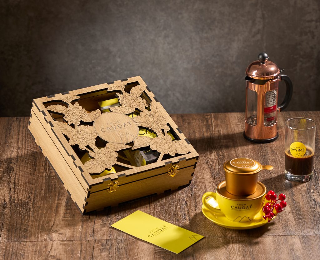 FROM CAU DAT COFFEE - Bộ quà tặng cao cấp Nhỏ thương hiệu Cà Phê Từ Cầu ...